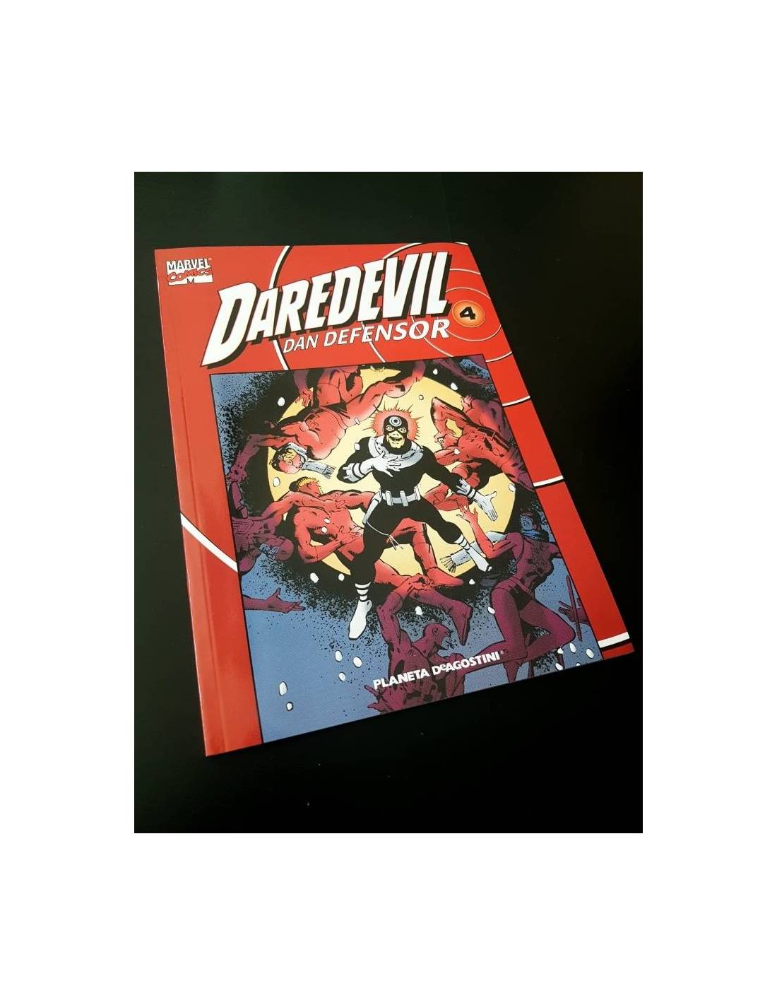 Daredevil Dan Defensor Tomo 4 Planeta Cómic Kiosco