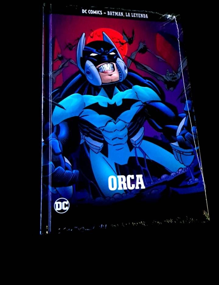 PRECINTADO BATMAN LA LEYENDA VOLUMEN 20 ORCA COMICS DC ECC TAPA DUR...