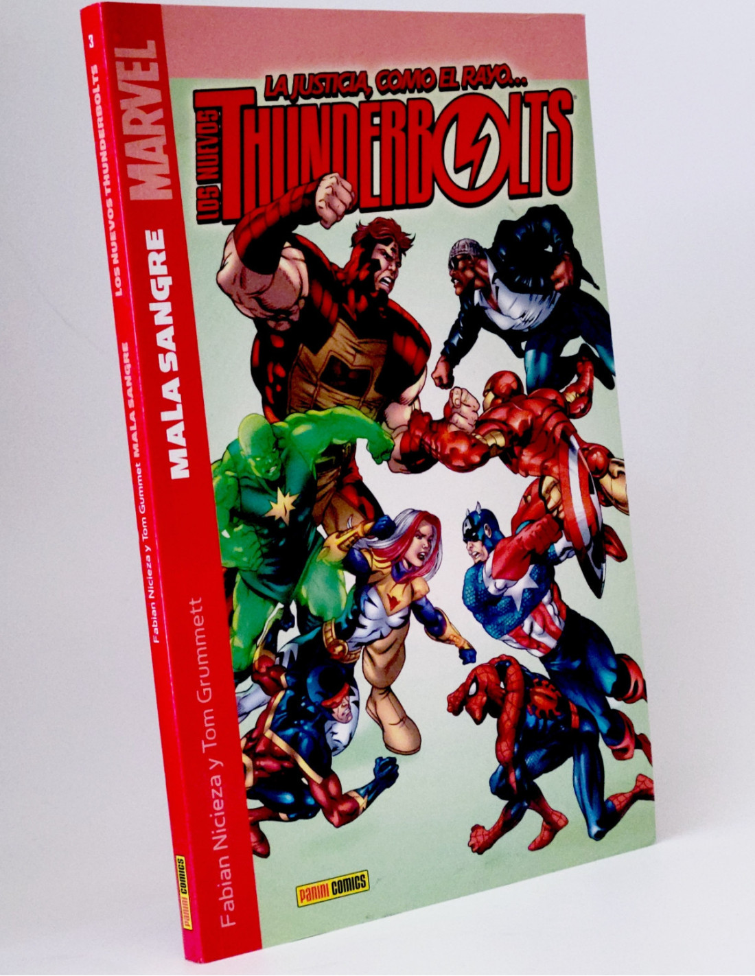 Cómic Thunderbolts Mala Sangre Marvel Panini Kiosco